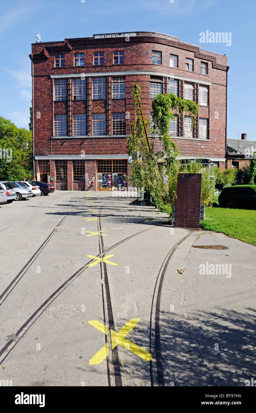 Demarcation of the Berlin Wall in front of the Atelierhaus building on ...