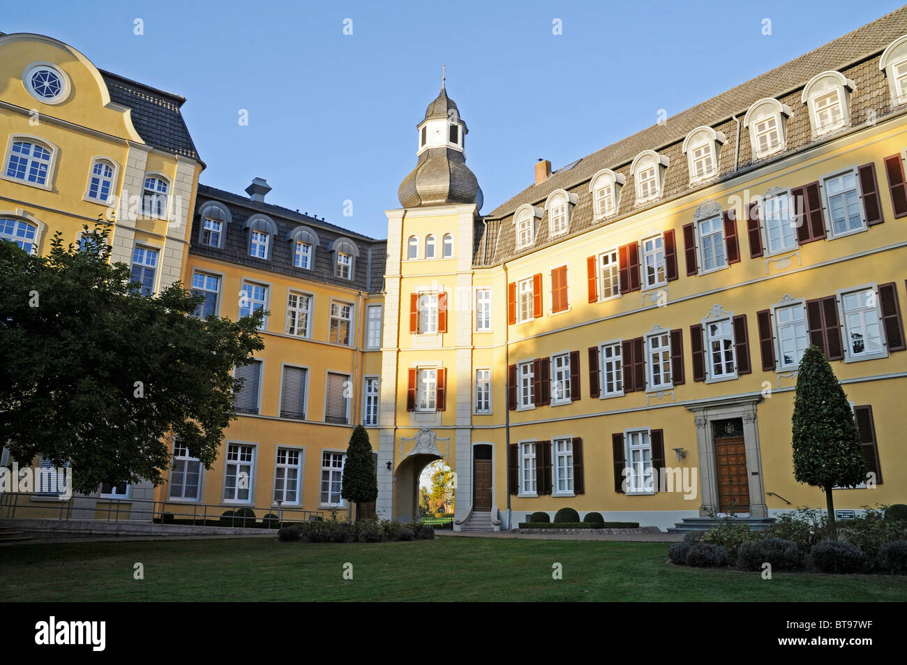Haus Aspel House, Daughters of the Holy Cross, Orders, castle ...