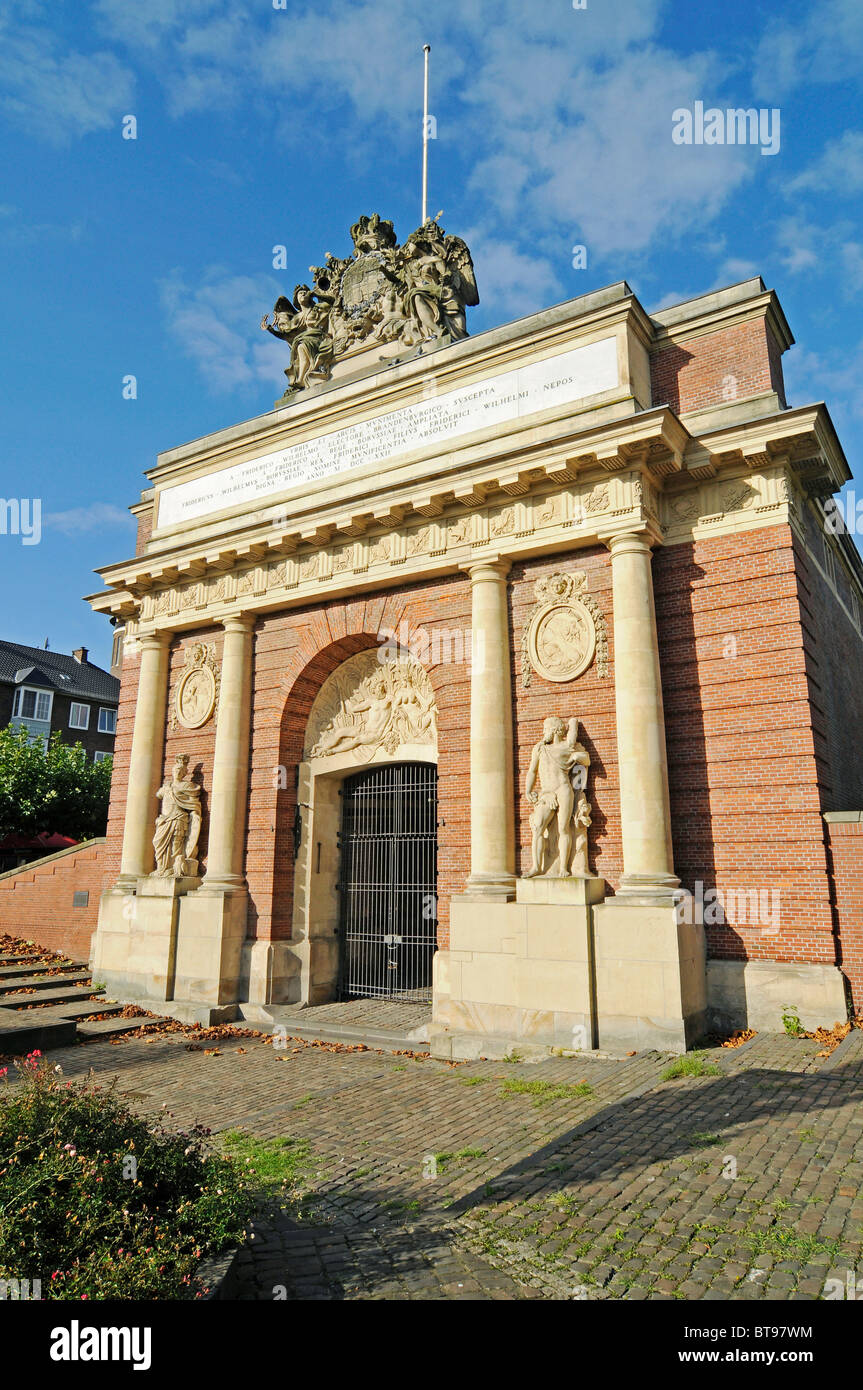 Berliner Tor gate, Prussian Baroque gate, city gate, fortifications ...