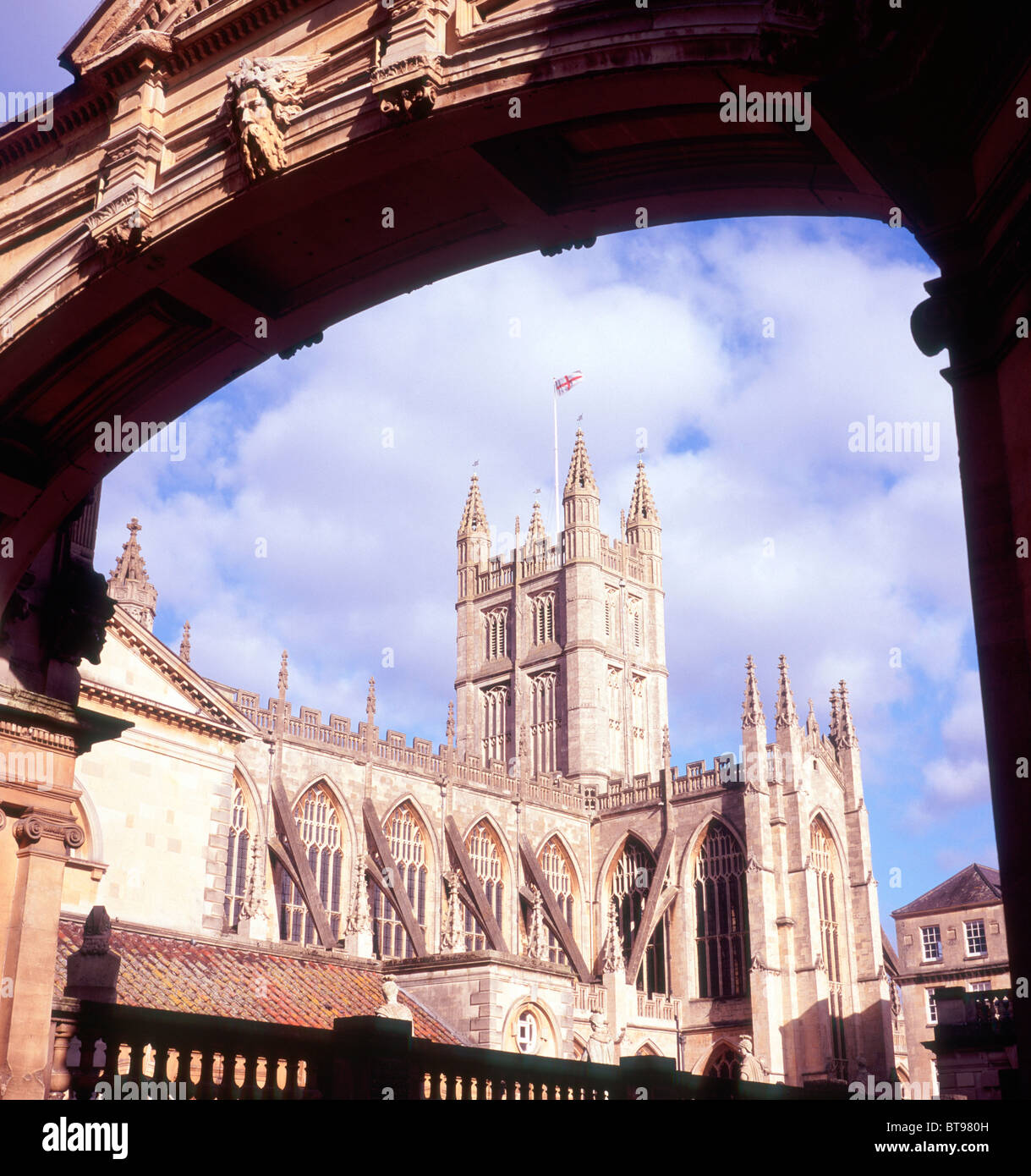 Abbey church and stone arch Bath England Stock Photo - Alamy