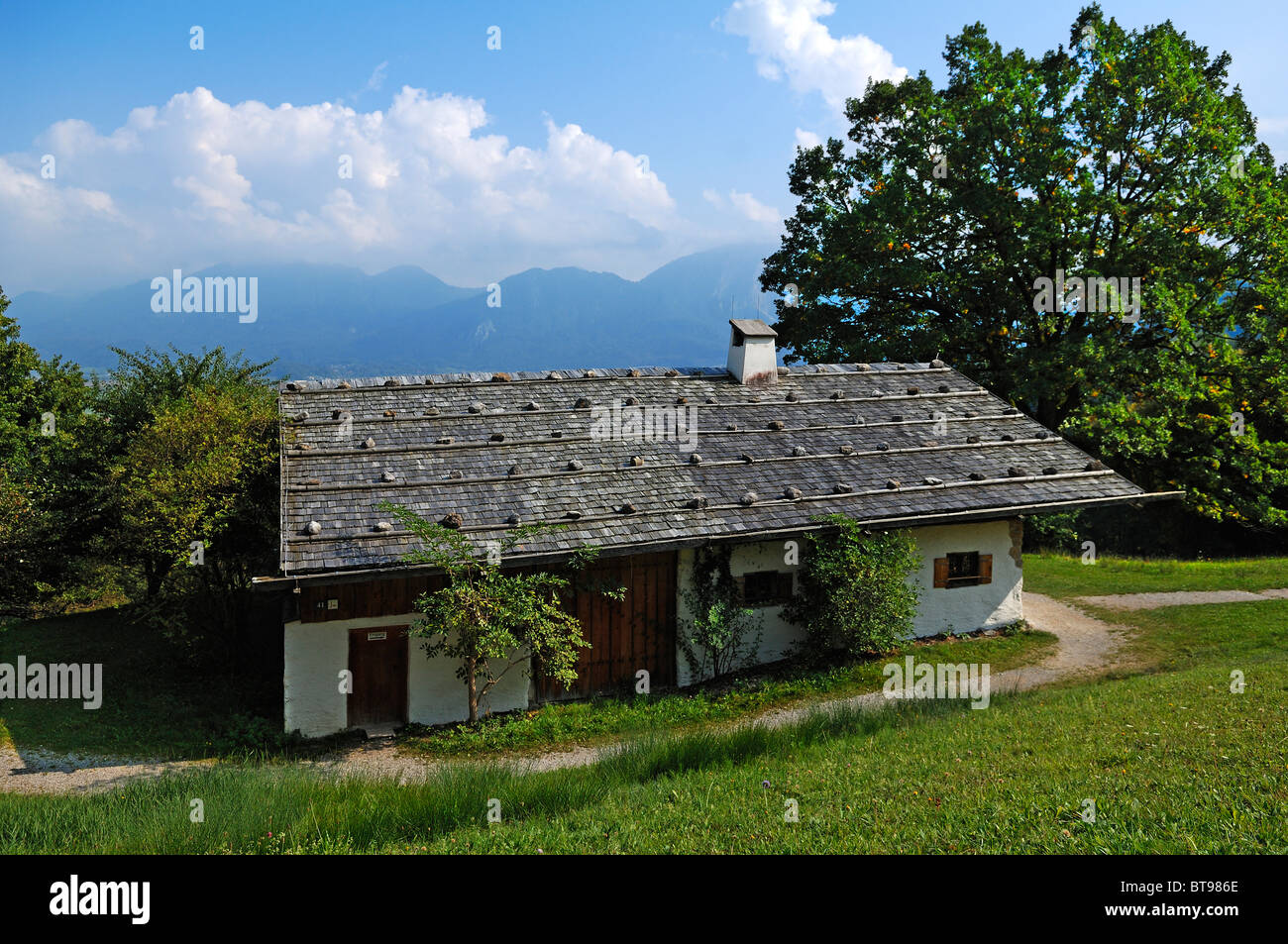 Small estate from Thal, Landkreis Traunstein district, built 1508 ...