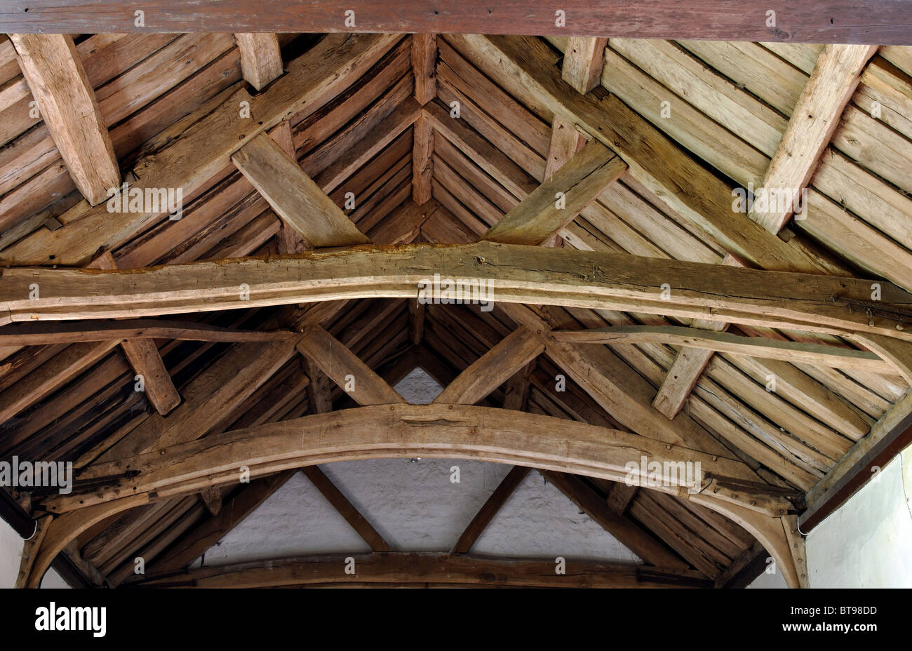 Wooden church roof beams hi-res stock photography and images - Alamy