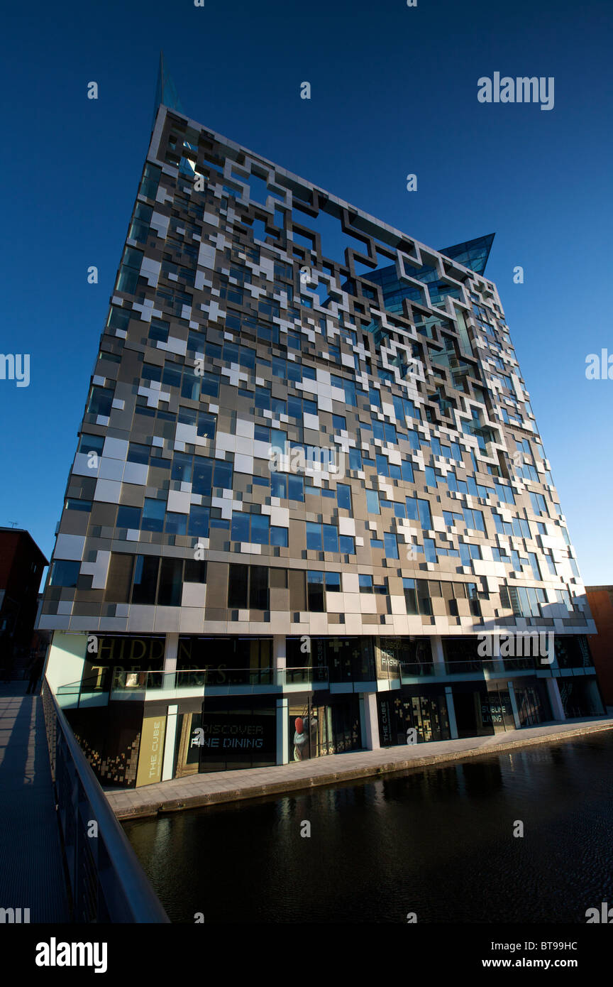 Cube birmingham hi-res stock photography and images - Alamy