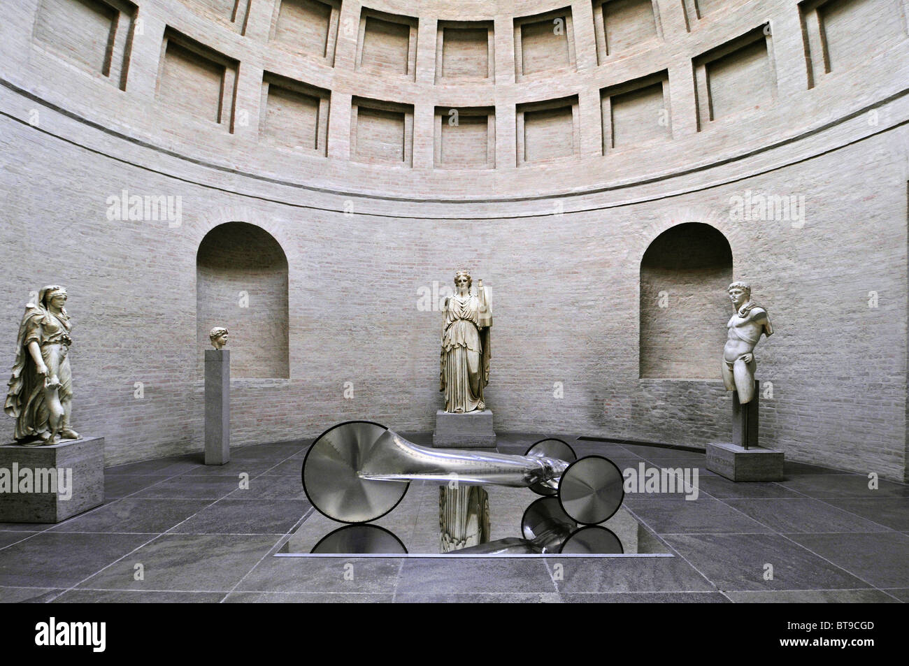 Mythos building hi-res stock photography and images - Alamy