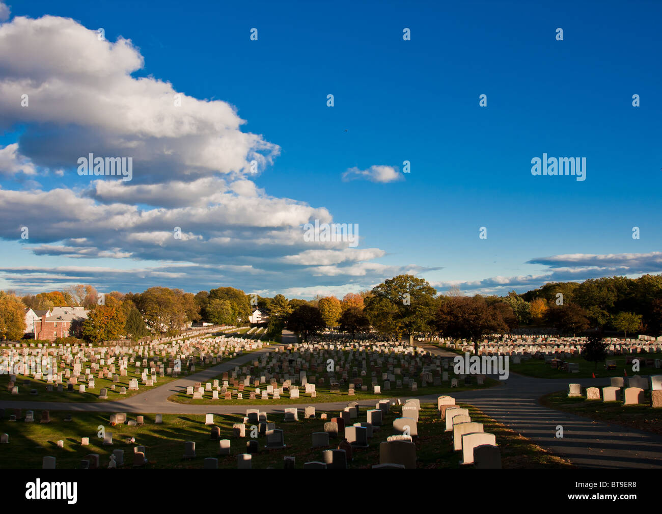 Graveyard landscape hi-res stock photography and images - Alamy
