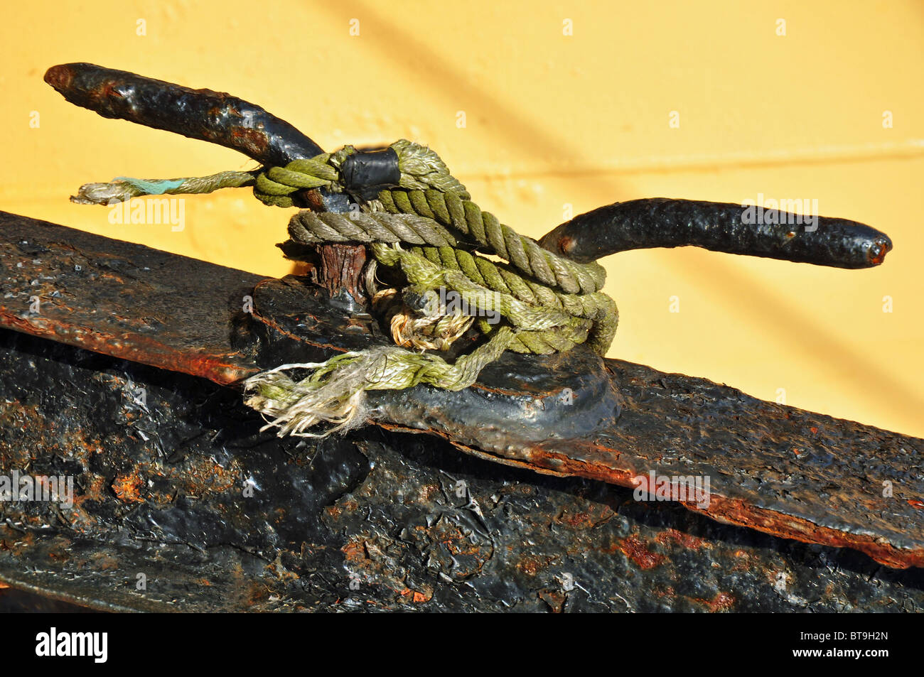 Lowestoft, Suffolk, England: rope and cleat aboard trawler Mincarlo ...