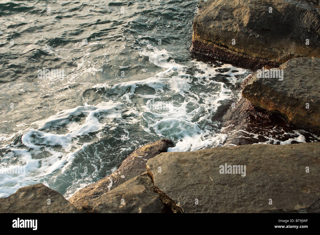 Offshore surf hi-res stock photography and images - Alamy