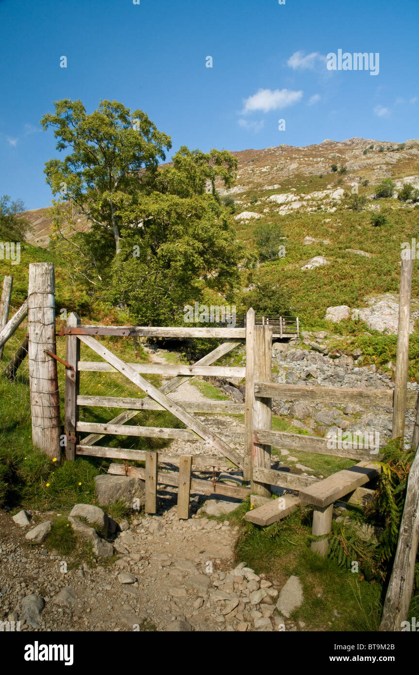Gate and stile hi-res stock photography and images - Alamy