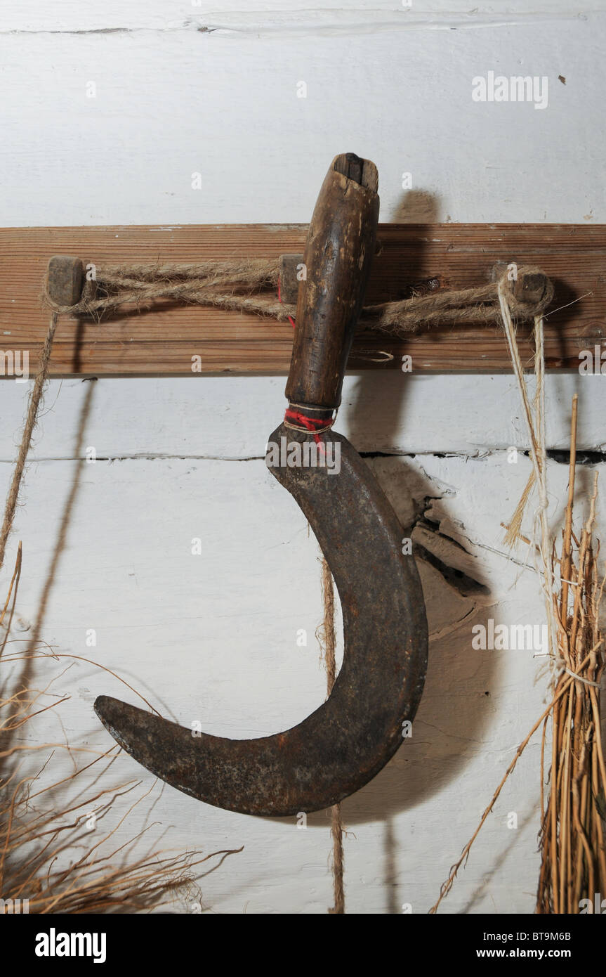 Reaping hook hi-res stock photography and images - Alamy
