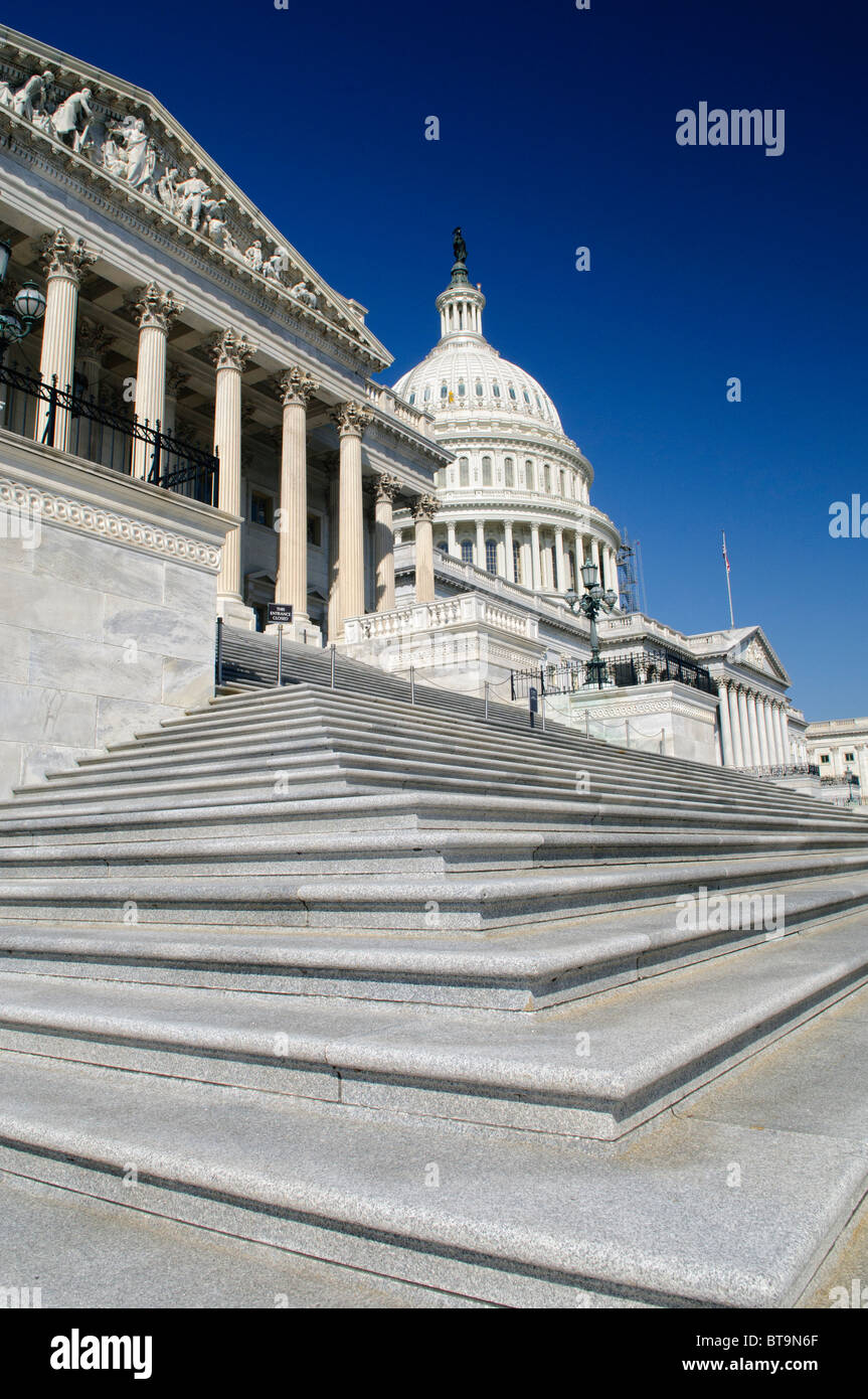 U s capitol building steps washington hi-res stock photography and ...