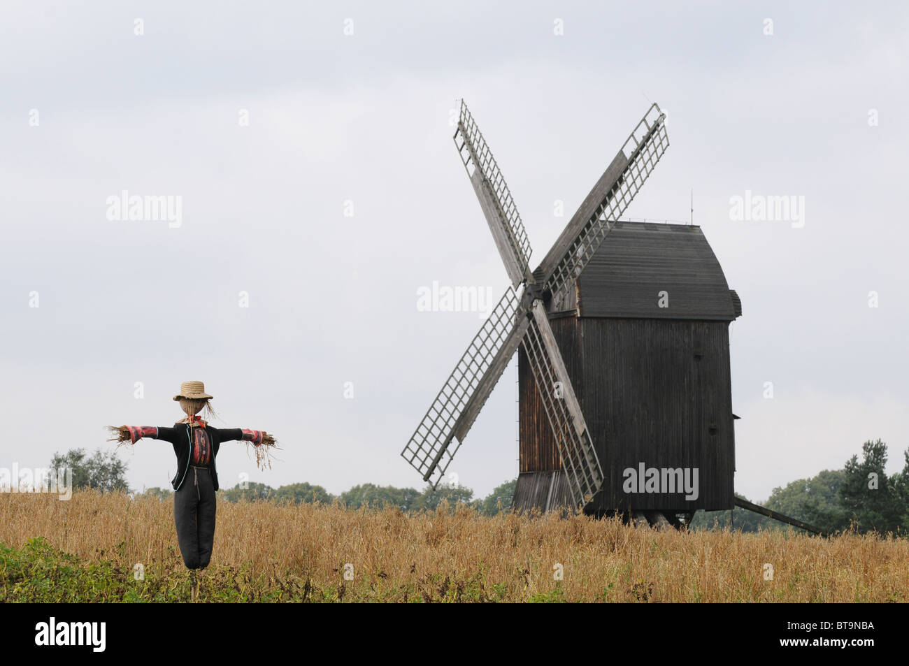 Original Post Mill from late 18th century (1773), The Folk Architecture ...