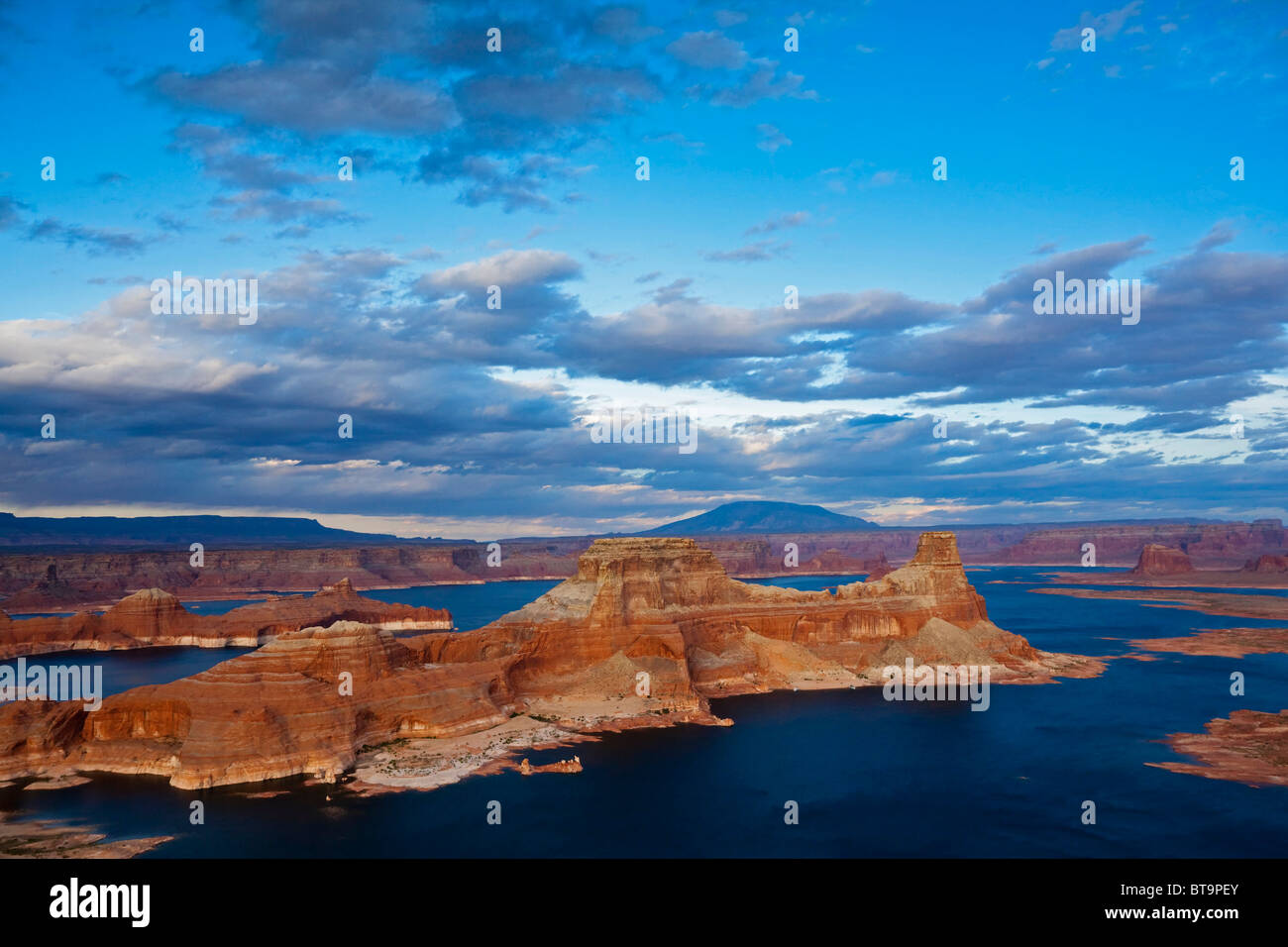 Alstrom Point with Lake Powell, Utah, USA Stock Photo - Alamy