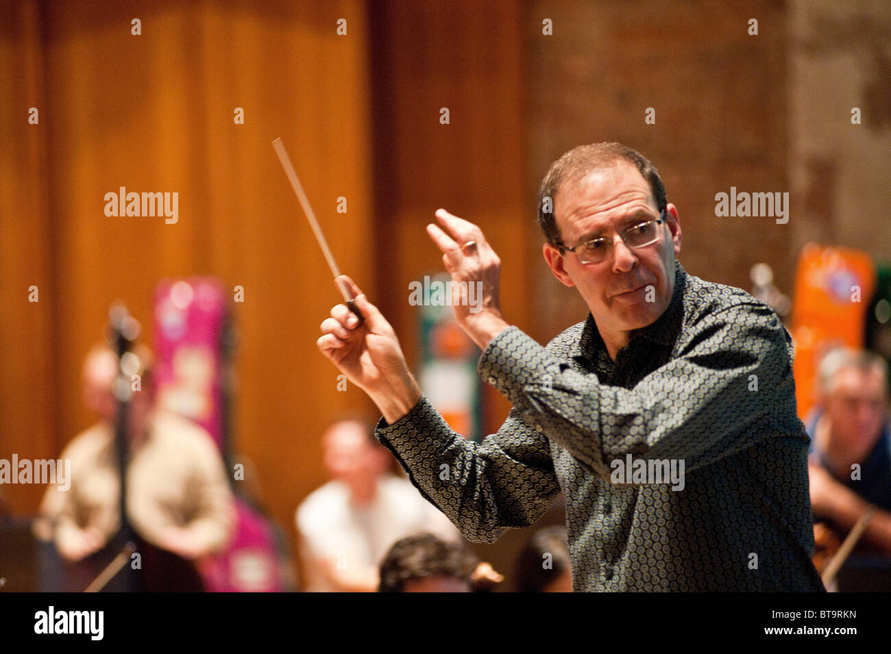 Robert Ziegler and The Royal Philharmonic Orchestra rehearsal for ...