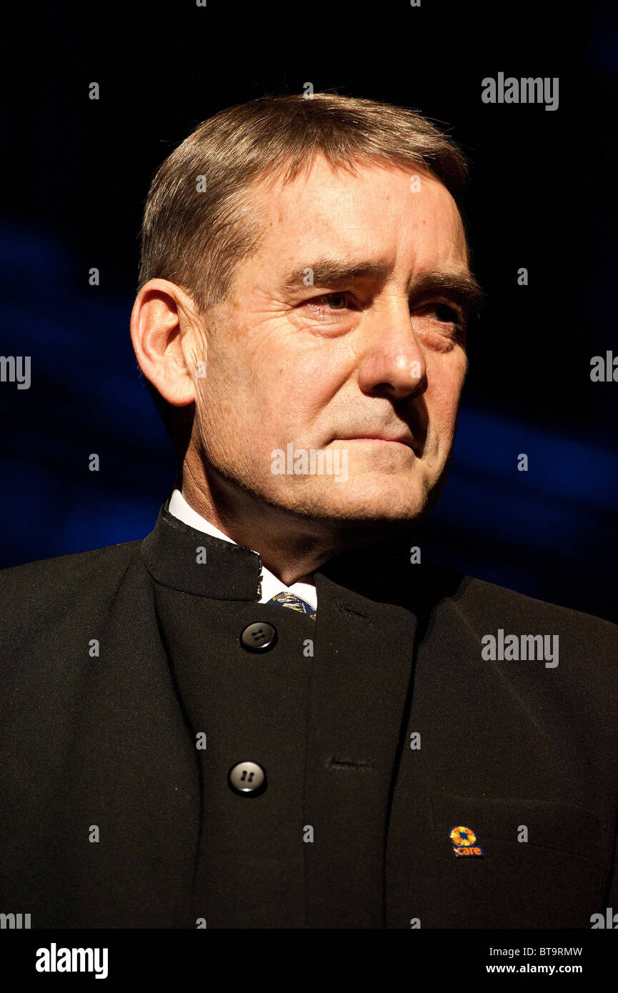 Geoffry dennis hi-res stock photography and images - Alamy Geoffry dennis hi-res stock photography and images - Alamy