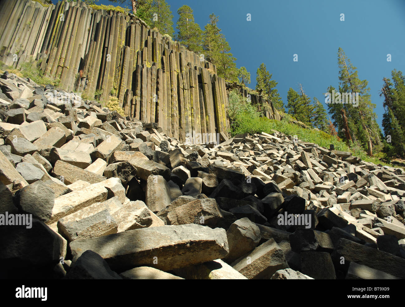 Basalt columns devils postpile national hi-res stock photography and ...