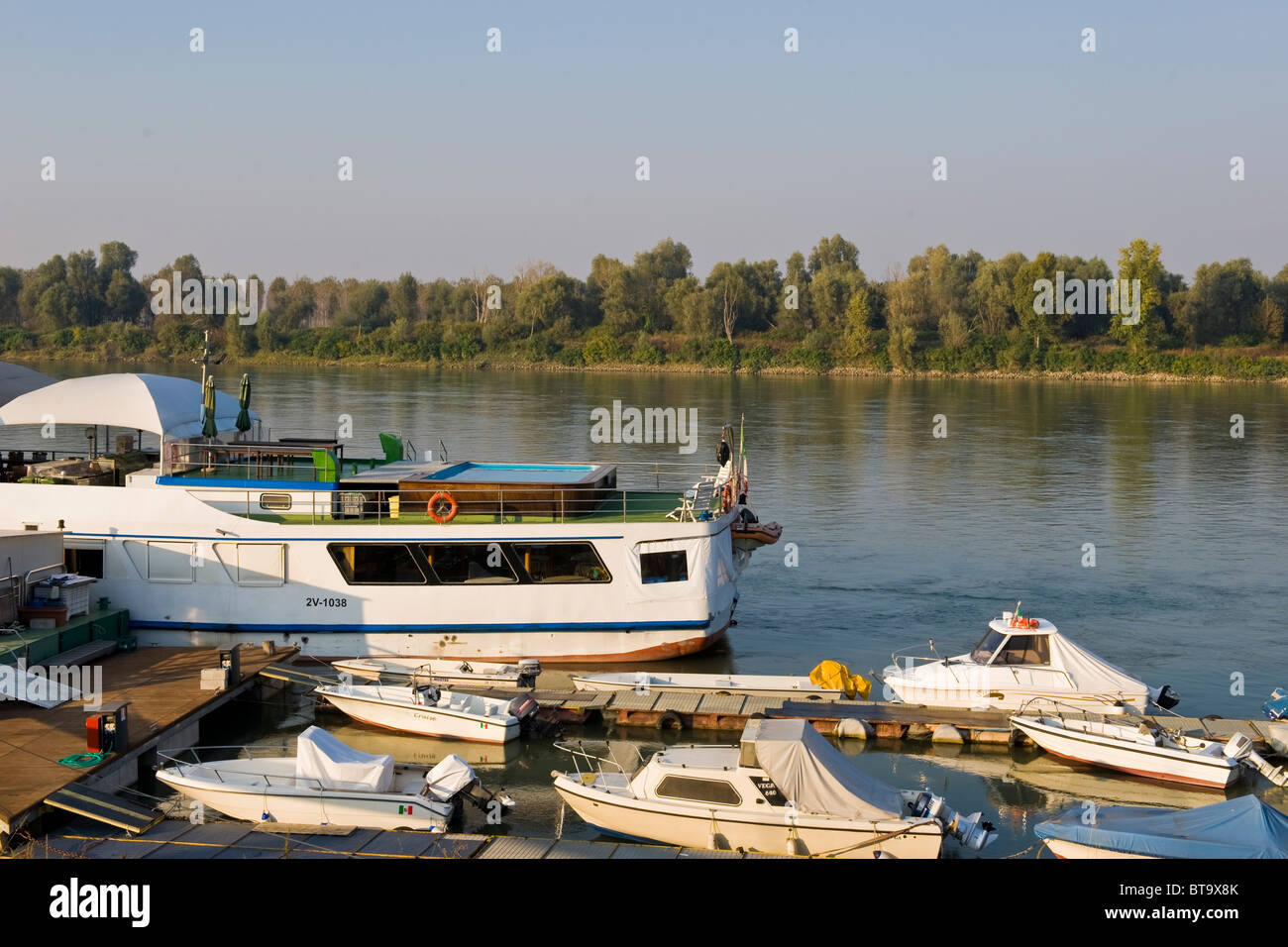 Po river hi-res stock photography and images - Alamy