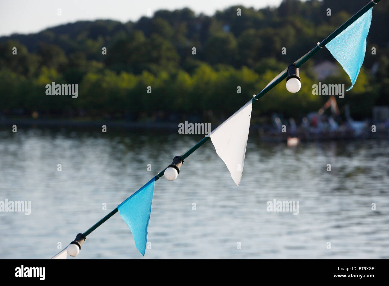 Boot flags, white and blue flags in front of Lake Starnberg, Bavaria ...
