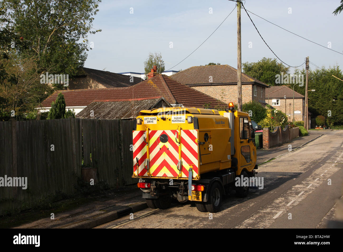 Highway maintenance cleaning hi-res stock photography and images - Alamy