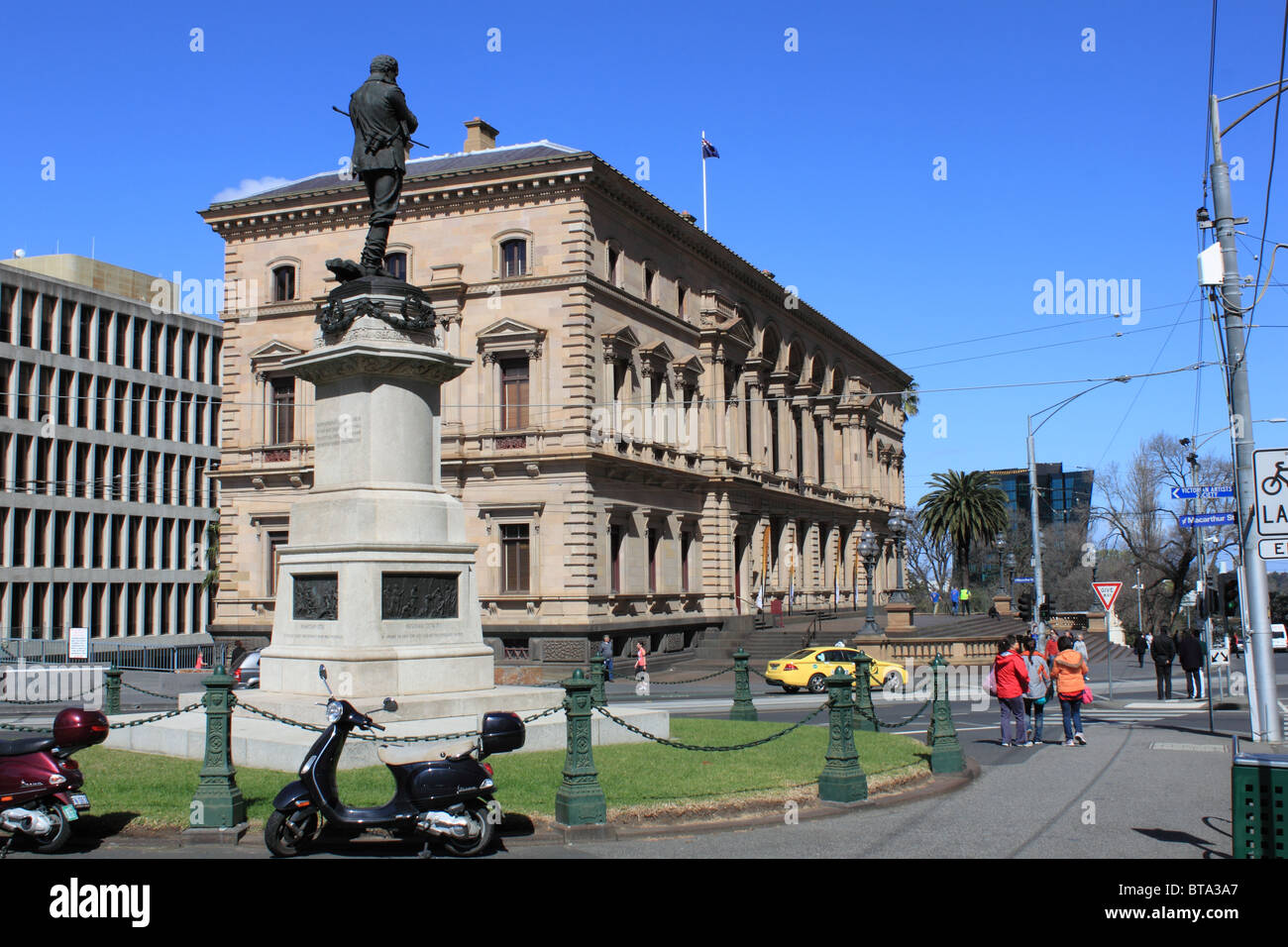 Gordon of Khartoum Memorial and Old Treasury Building (Melbourne City ...