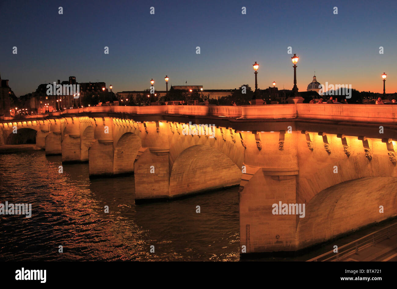 France, Paris, Pont Neuf bridge, Seine River Stock Photo - Alamy
