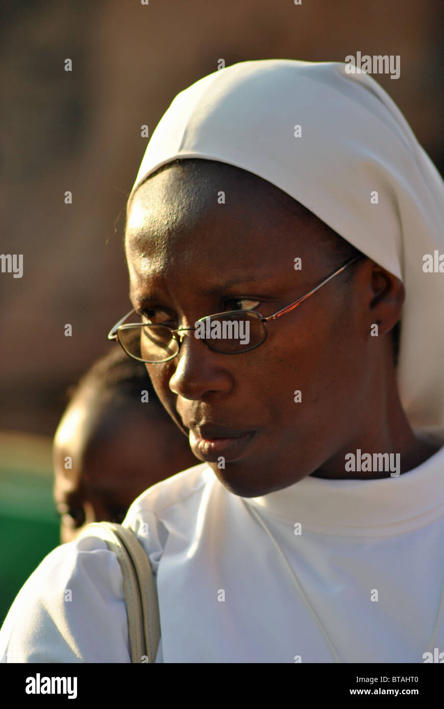 Catholic nun africa hi-res stock photography and images - Alamy