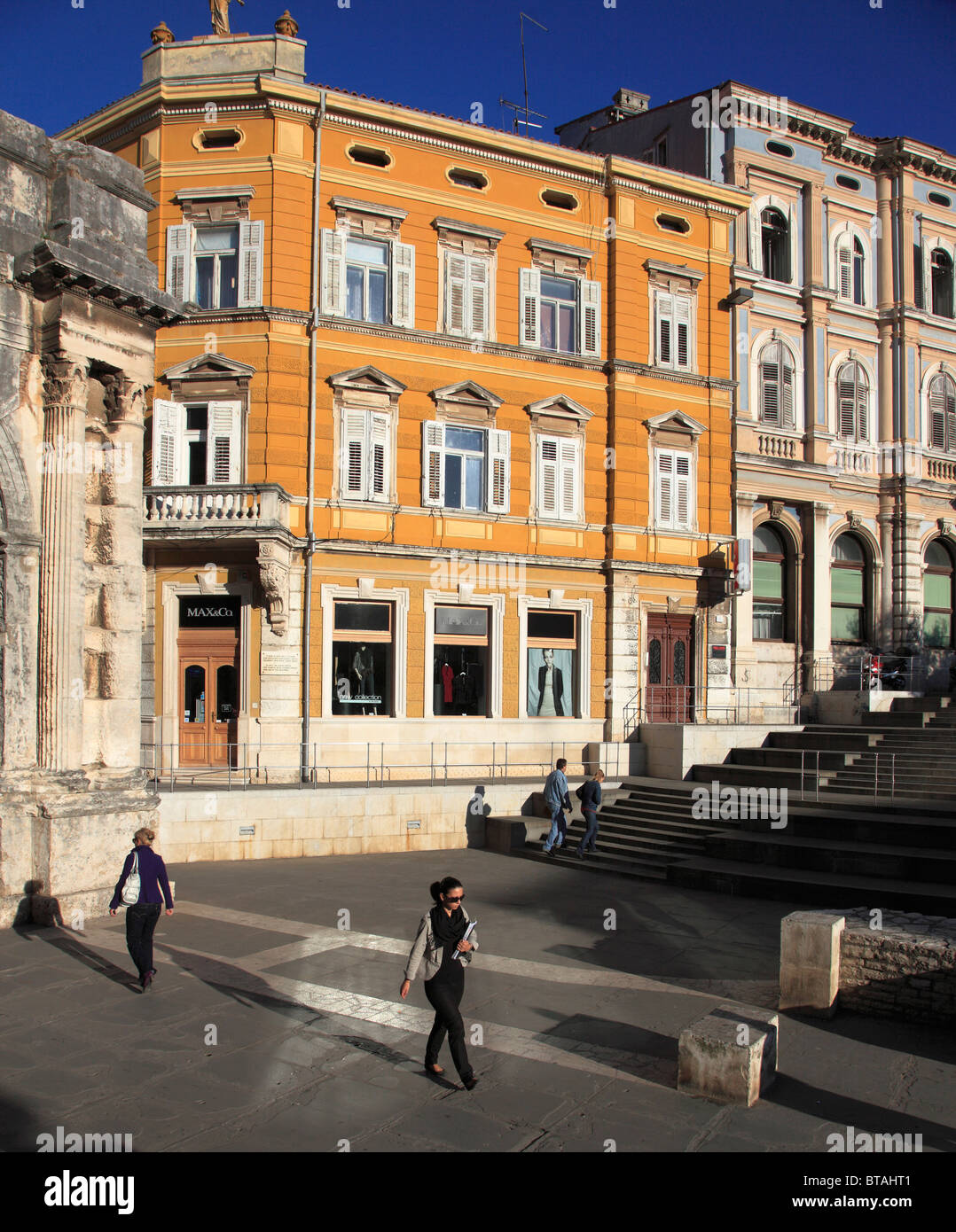 Croatia, Pula, street scene, architecture, people Stock Photo - Alamy