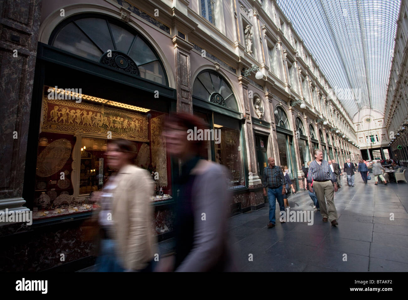 Galerie saint hubert bruxelles hi-res stock photography and images - Alamy