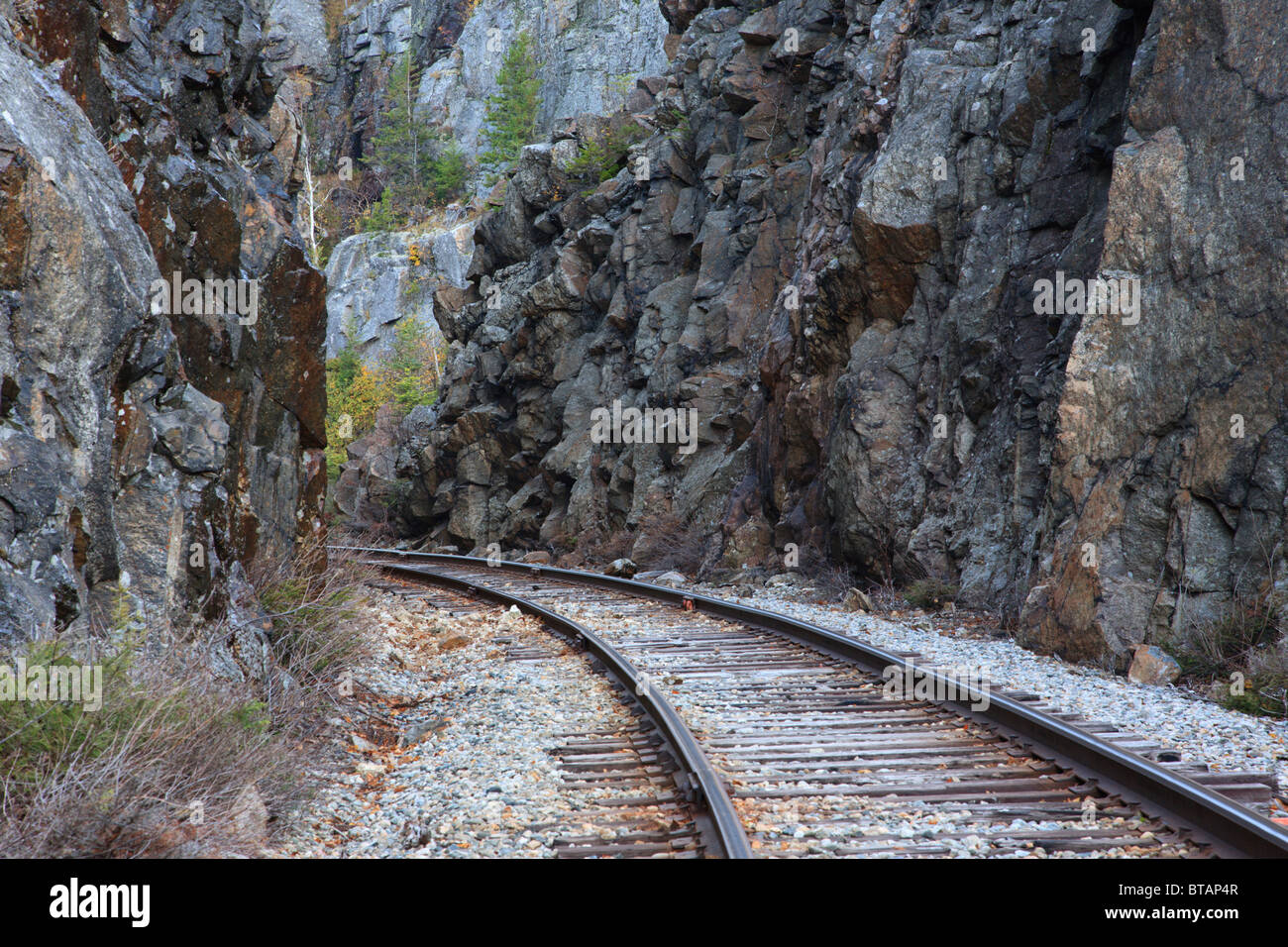 Crawford Notch State Park - Crawford Notch Pass along the Maine Central ...