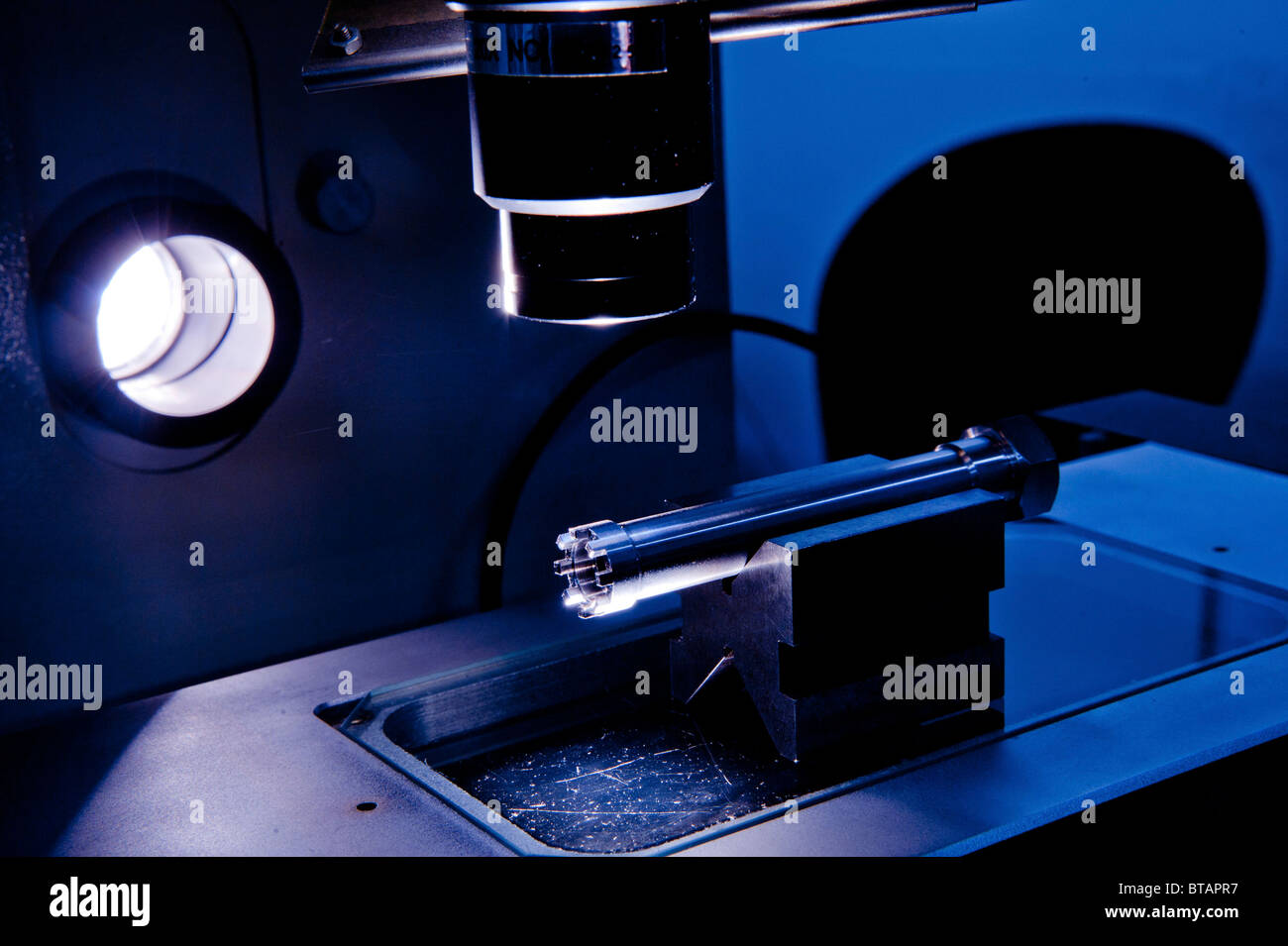 Metal tooling shop floor Stock Photo - Alamy