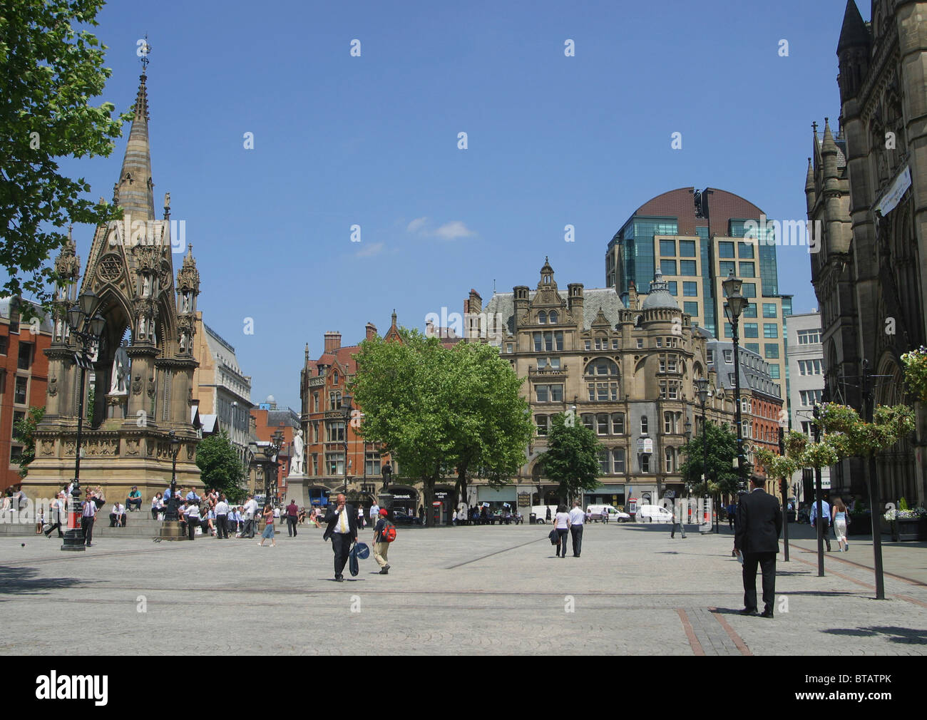Albert Square Manchester Stock Photo - Alamy