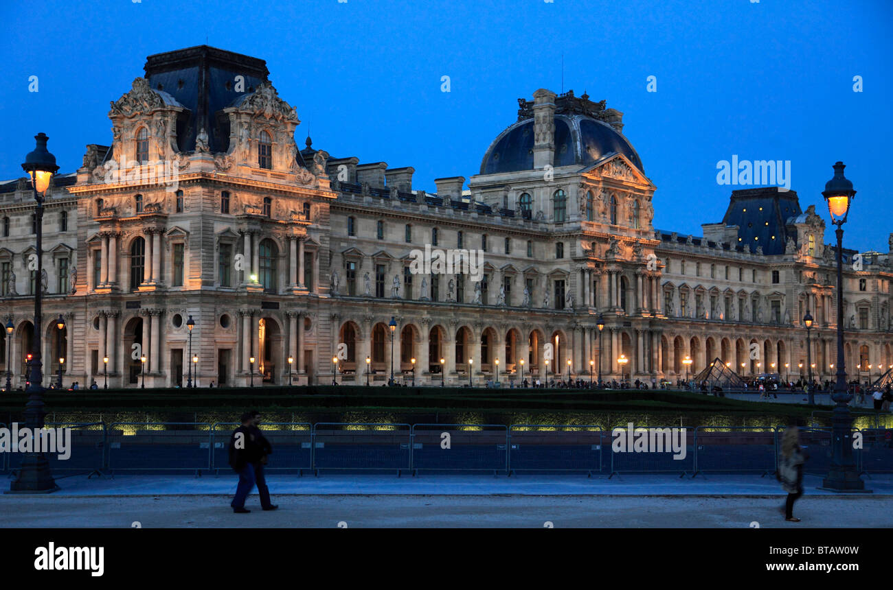 Louvre palace museum hi-res stock photography and images - Alamy