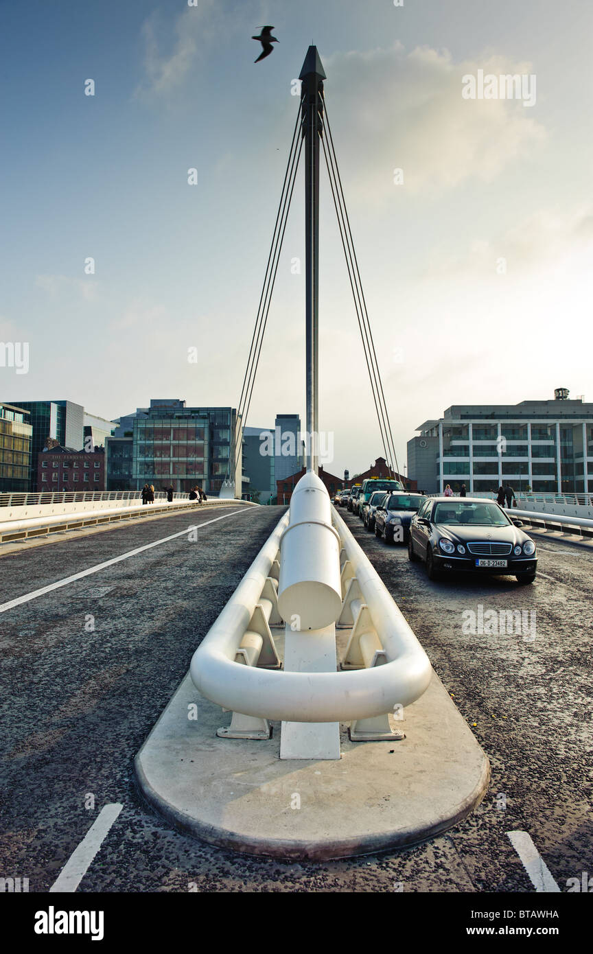 Samuel Beckett Bridge , Dublin Stock Photo - Alamy