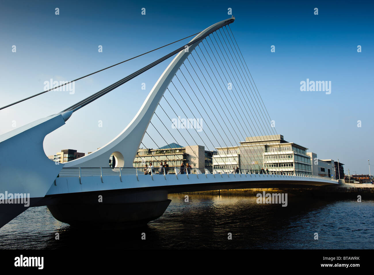 Samuel Beckett Bridge , Dublin Stock Photo - Alamy