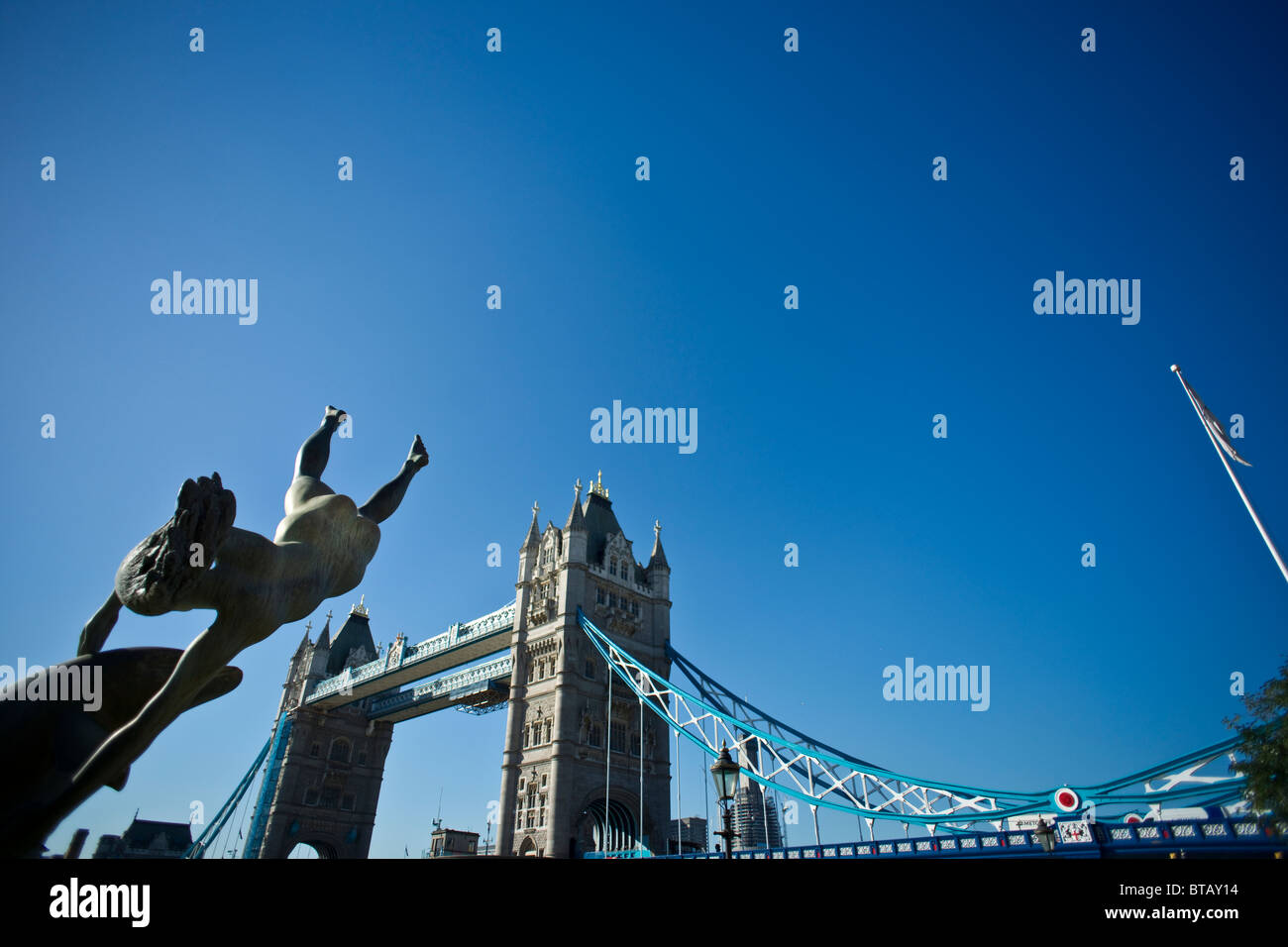 Tower Bridge with David Wynne Sculpture Stock Photo - Alamy