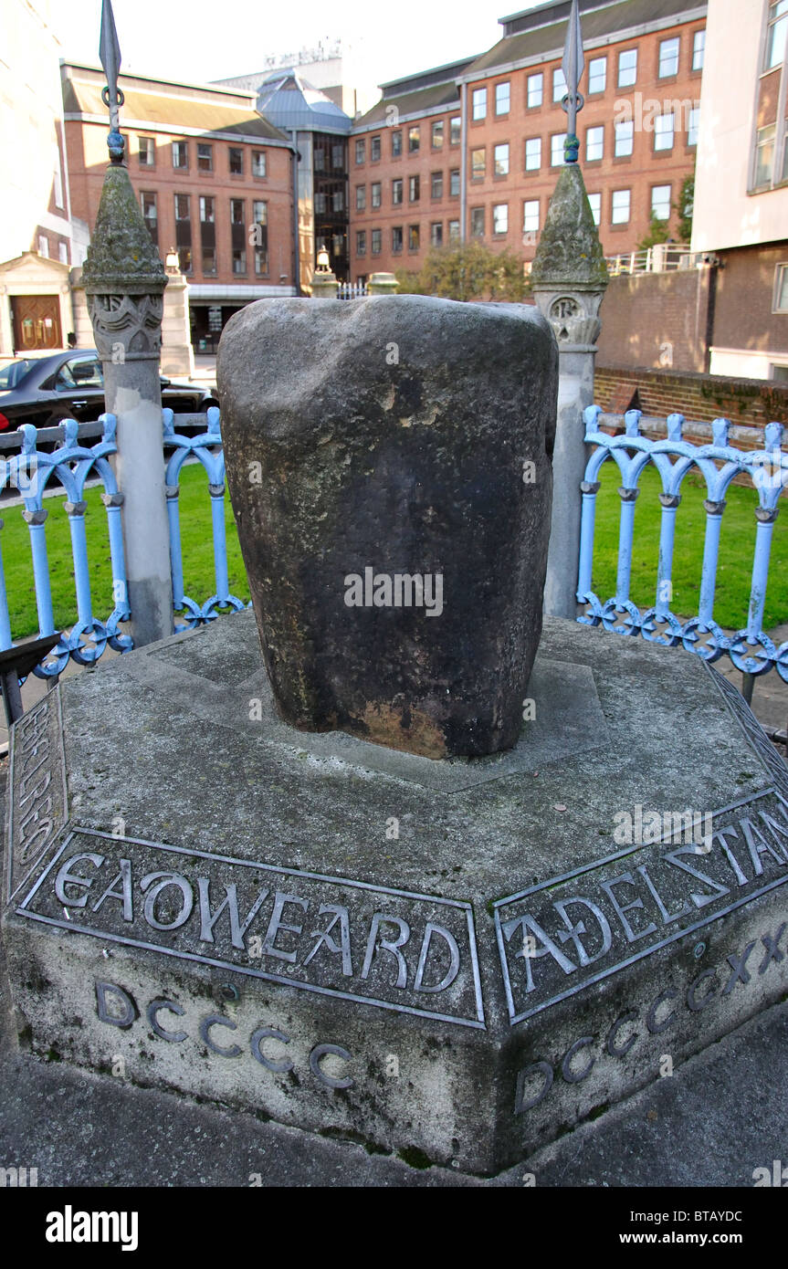 The Coronation Stone, High Street, Kingston upon Thames, Royal Borough ...