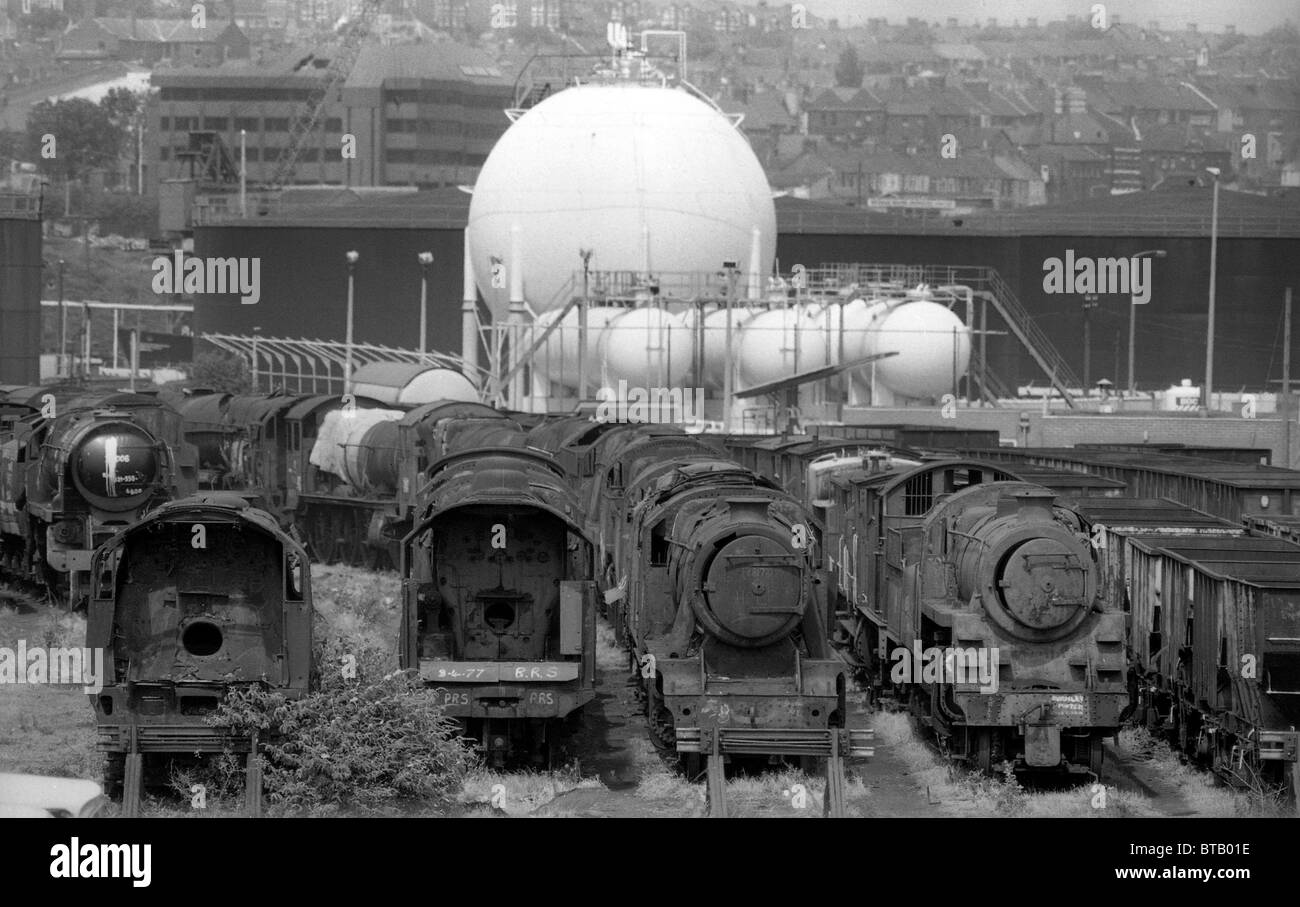 Scrapyard of British steam locomotives at Woodhams Yard in Barry Stock ...