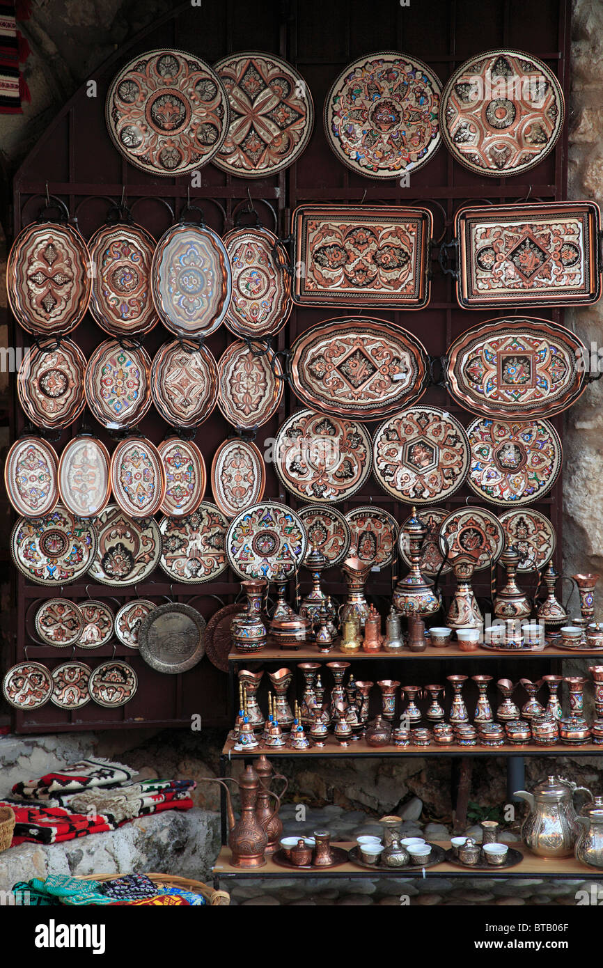 Bosnia and Herzegovina, Mostar, handicraft shop, shopping Stock Photo ...