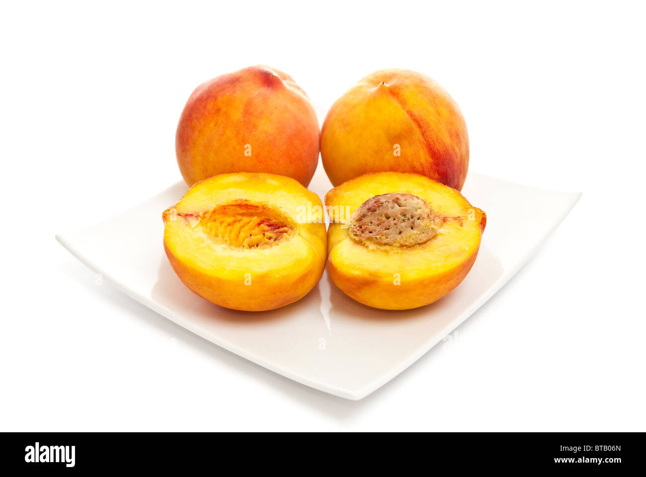 Small peaches hi-res stock photography and images - Alamy