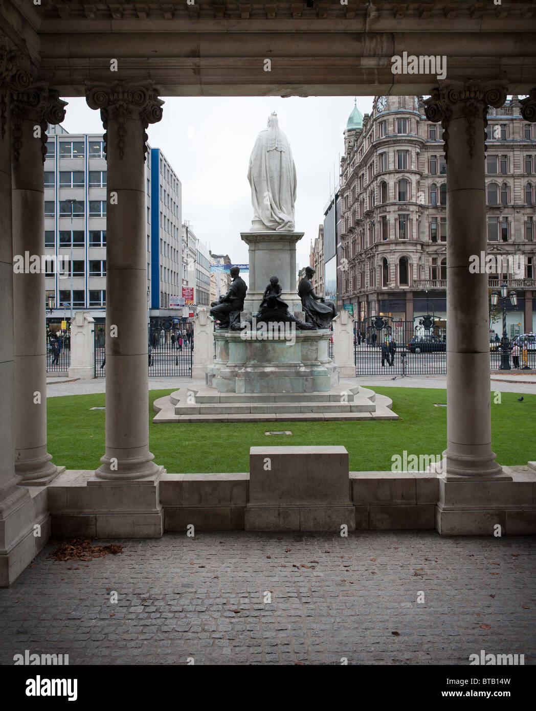 Belfast City Hall in Donegall Square , Belfast , Northern Ireland Stock ...