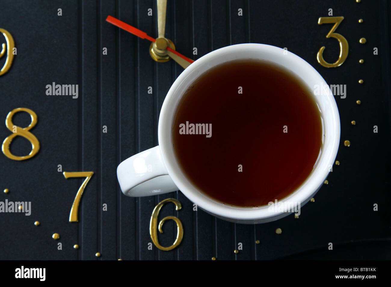 Minimalist china tea hi-res stock photography and images - Alamy