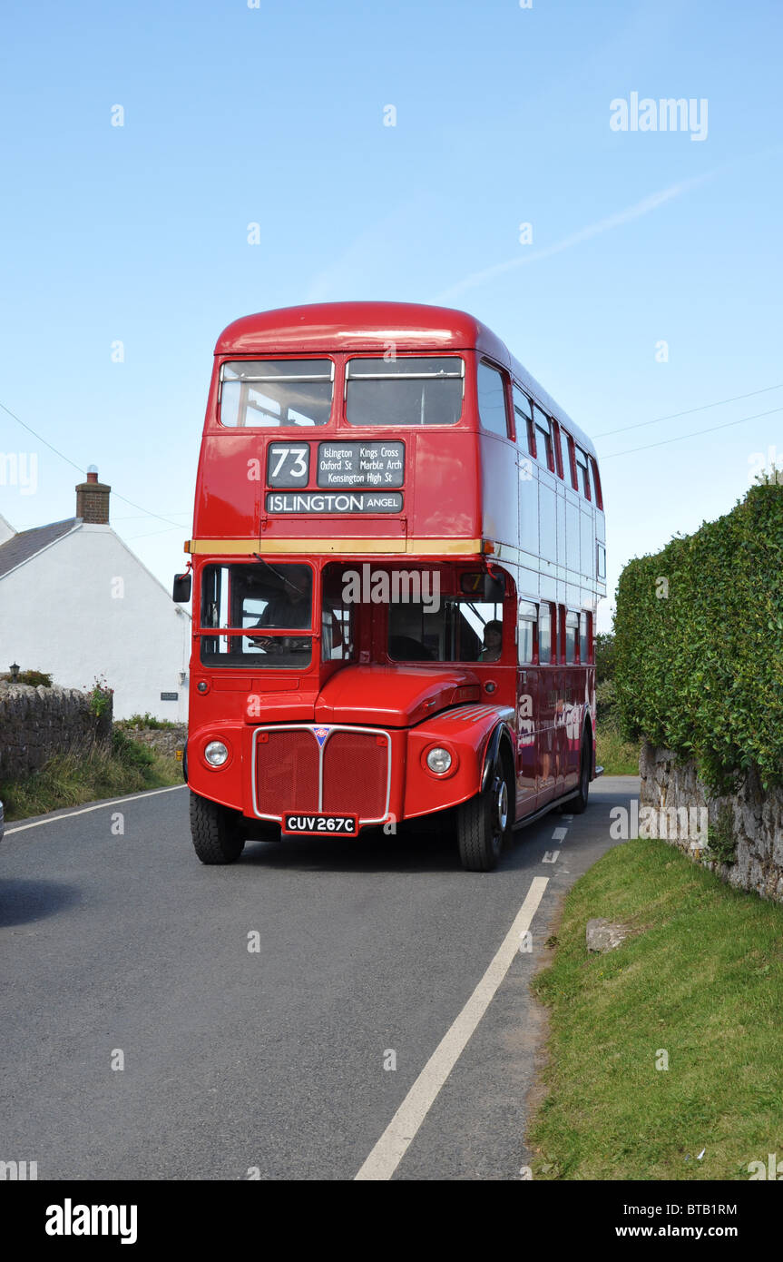 Bus uk countryside wales hi-res stock photography and images - Alamy