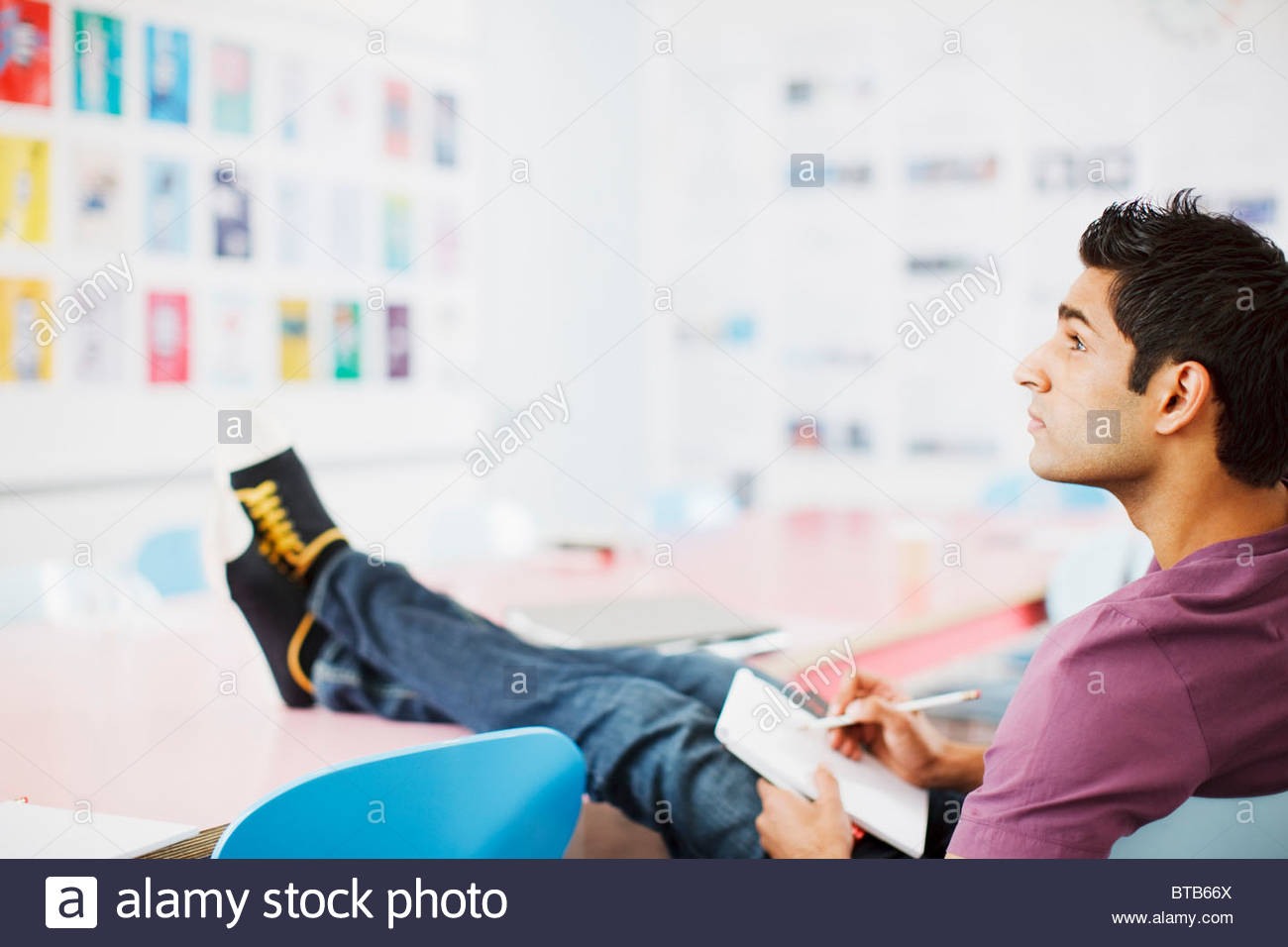 Feet On Table Stock Photos & Feet On Table Stock Images - Alamy