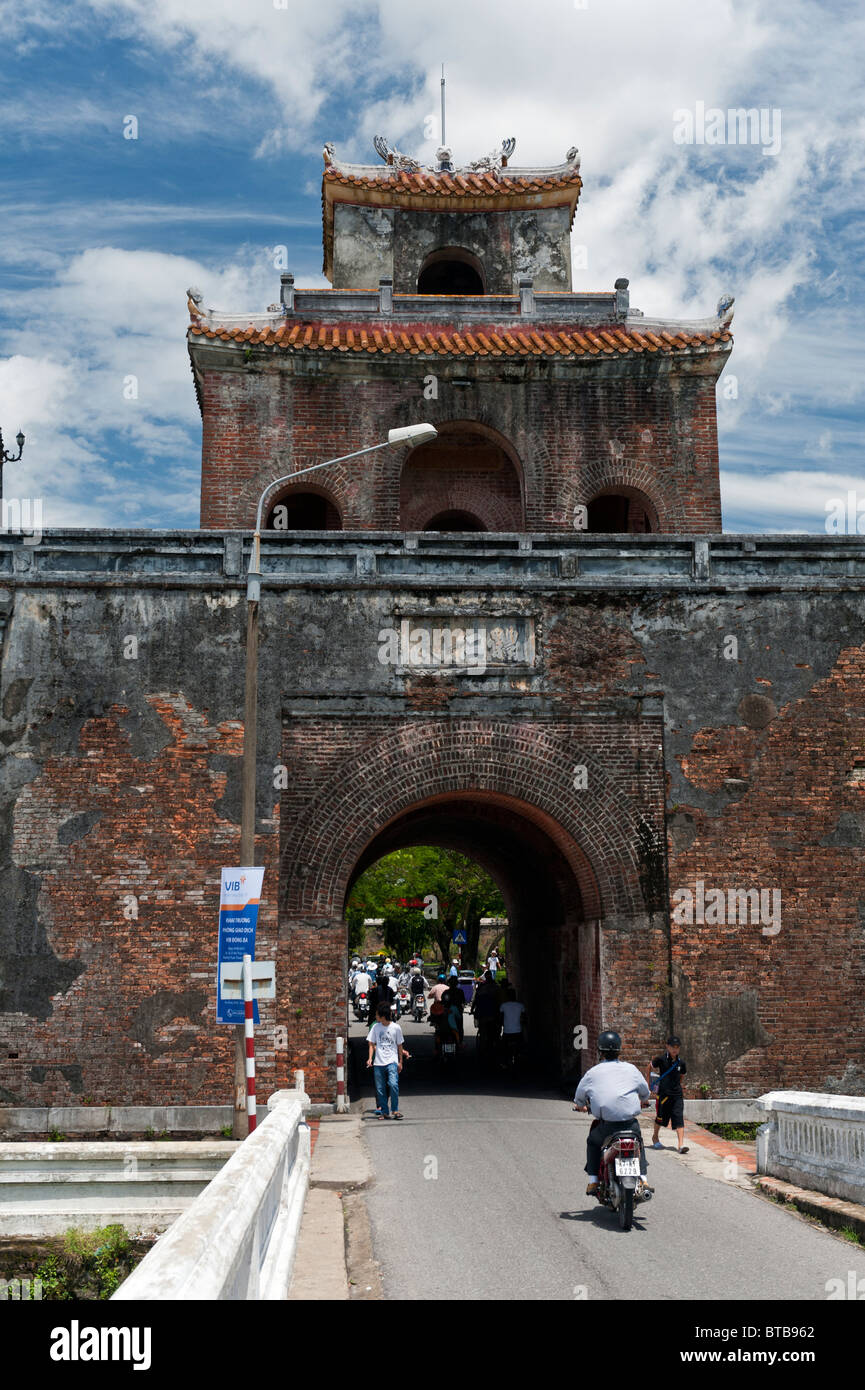 Ngan Gate near the Entrance to the Imperial City of Hue Stock Photo - Alamy
