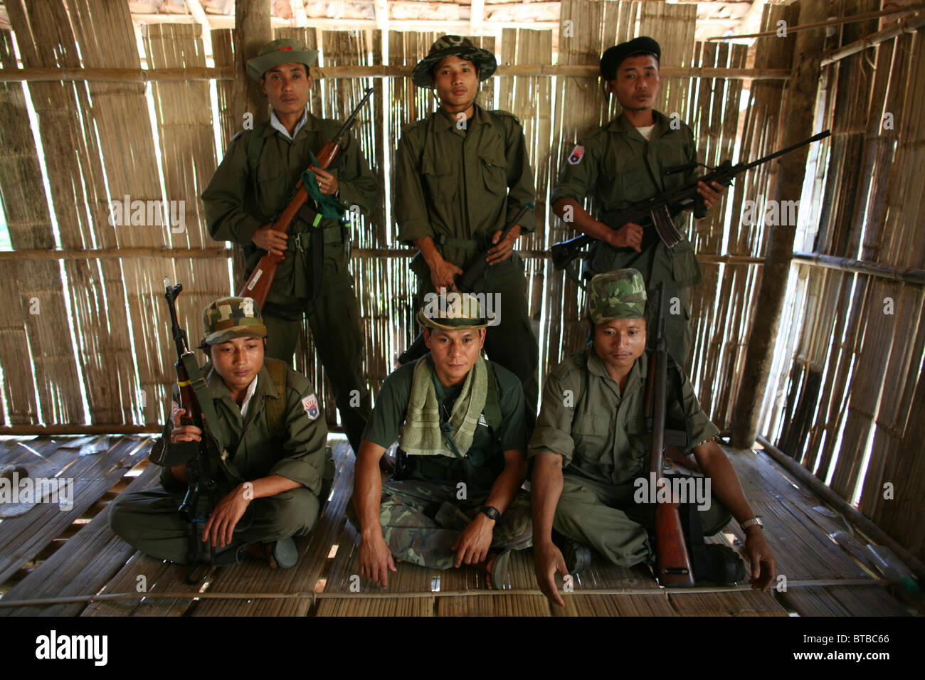 Karen National Union (KNU) rebels in Burma Stock Photo - Alamy