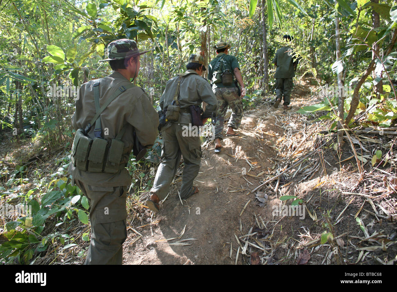 Karen national union knu soldiers hi-res stock photography and images ...