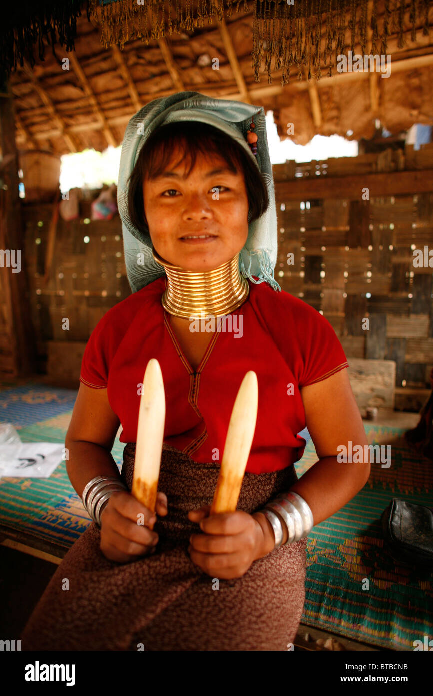Karen tribe (longneck) in Thailand Stock Photo - Alamy