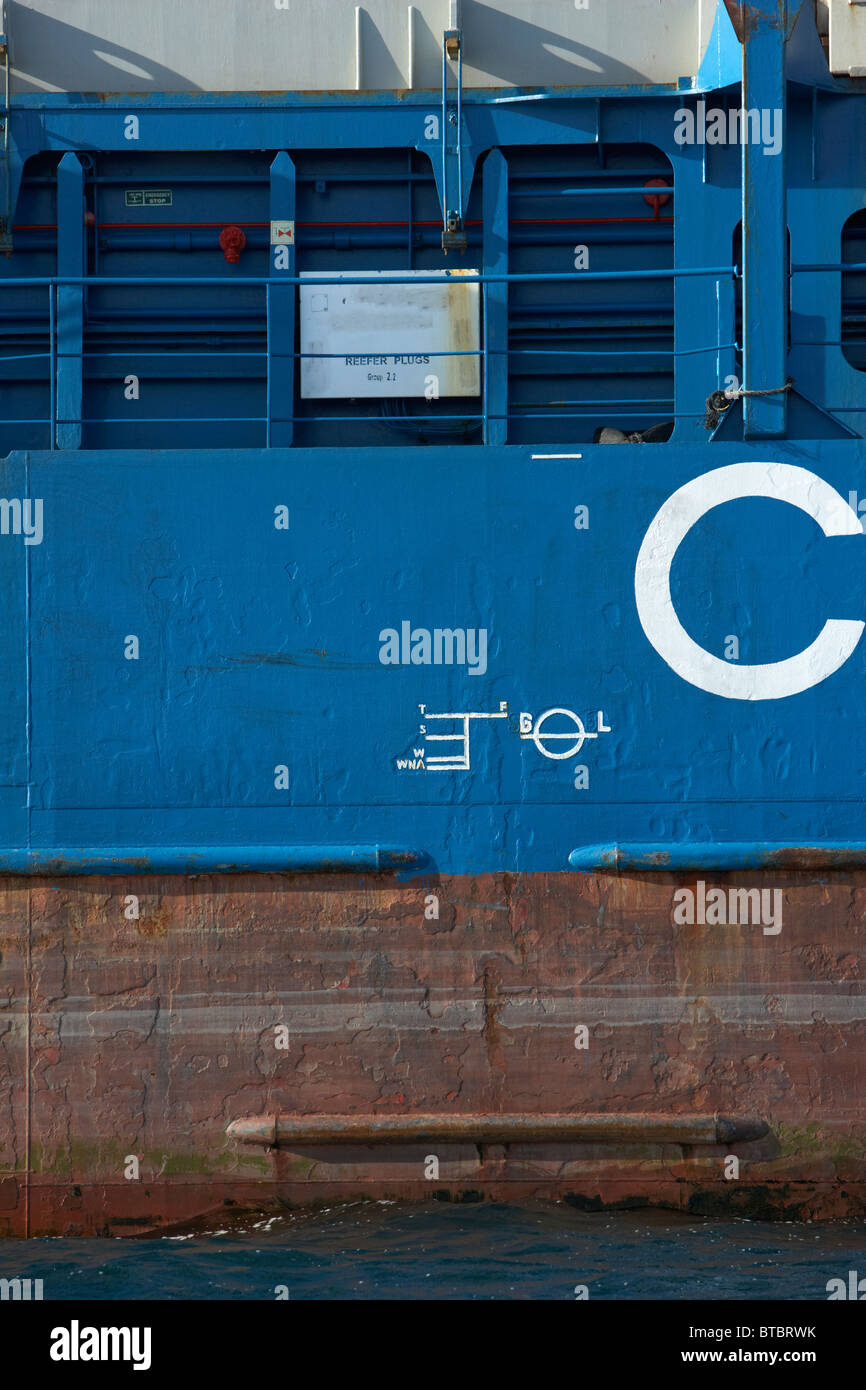 plimsoll and load lines on side of coastal deniz dry cargo hazard a ...