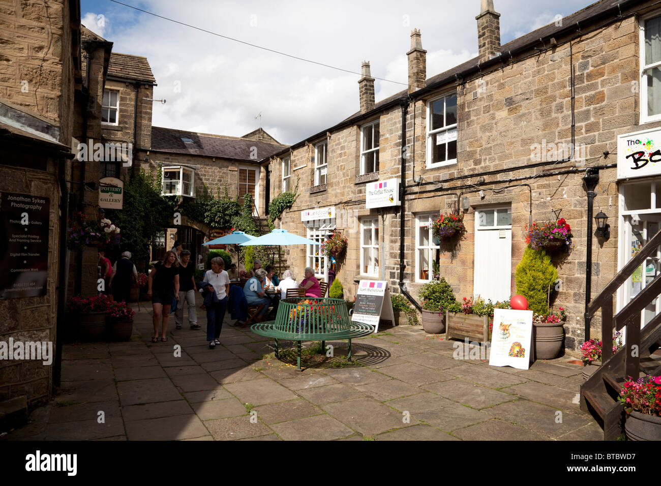 Kings court hi-res stock photography and images - Alamy