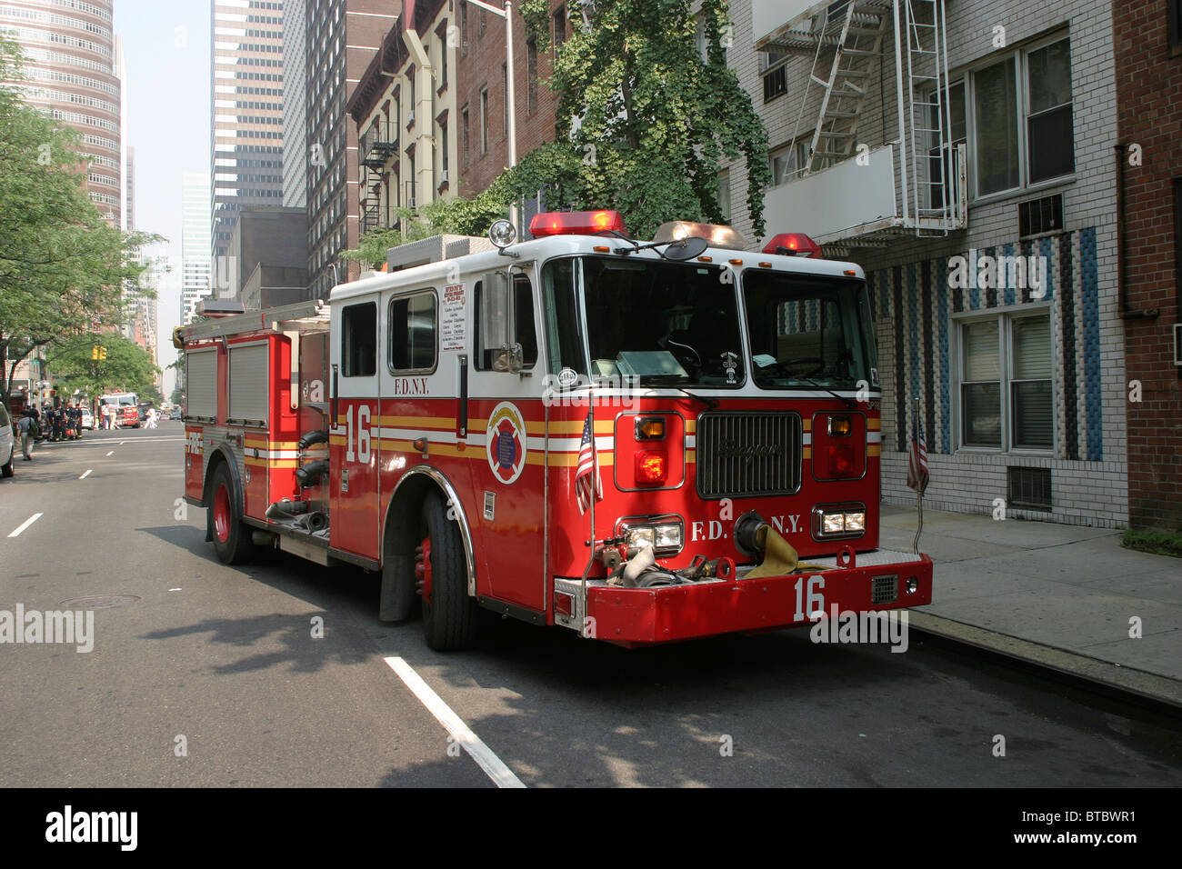 FDNY ENGINE 16 Stock Photo - Alamy
