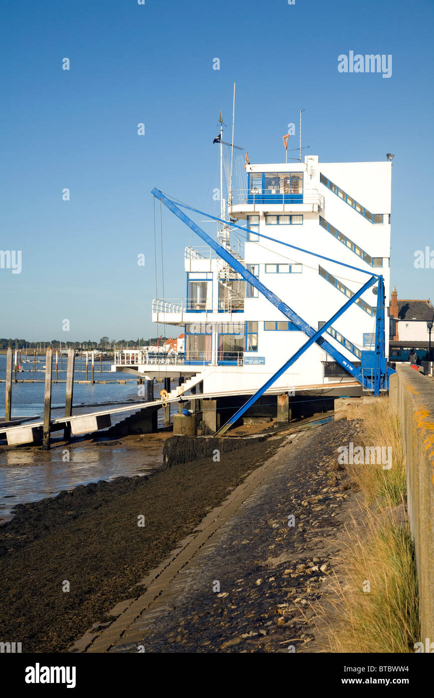Royal Corinthian Yacht Club Burnham on Crouch, Essex, England Stock ... Royal Corinthian Yacht Club Burnham on Crouch, Essex, England Stock ...